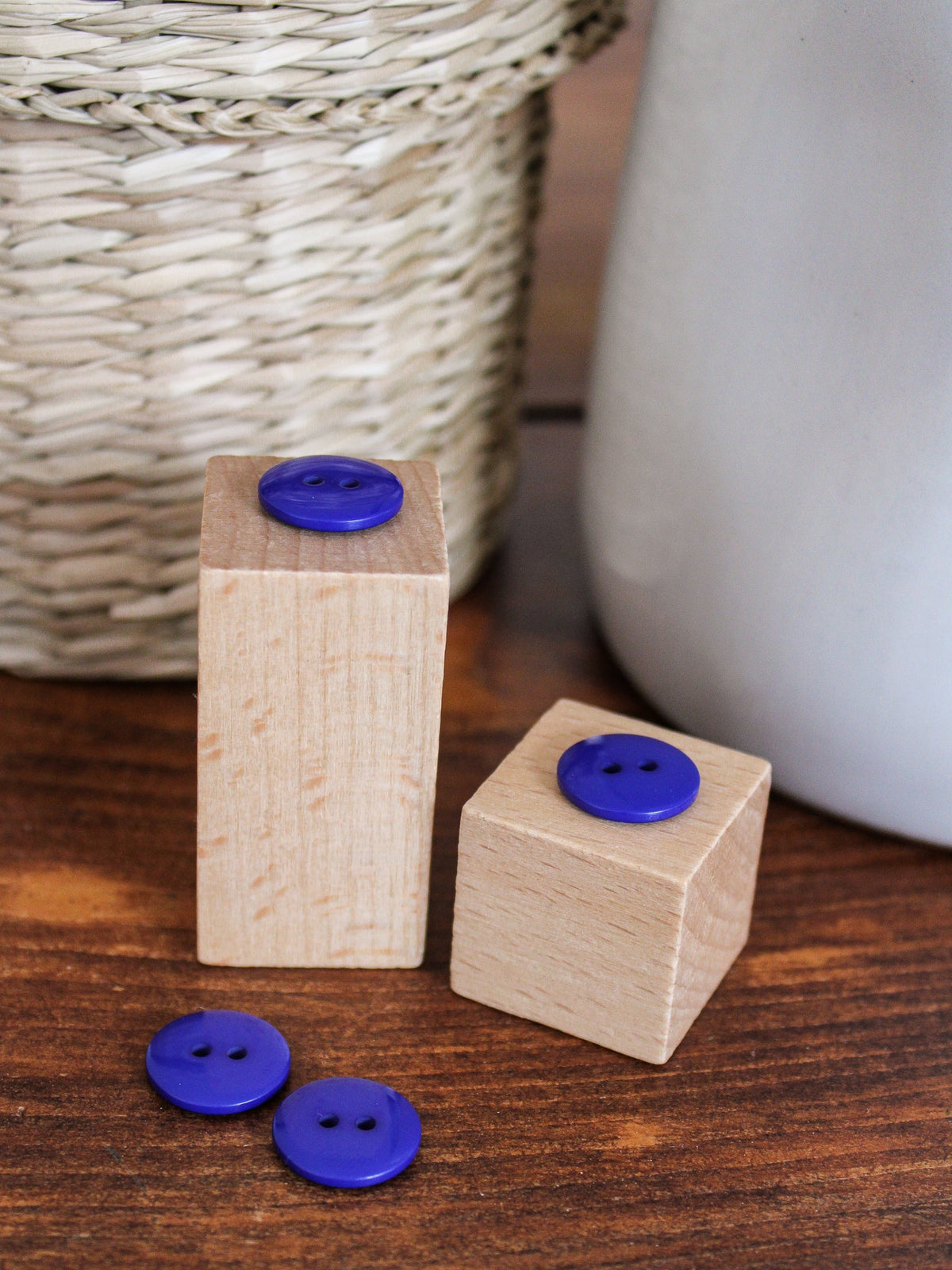 Bouton brillant 2 trous - Cobalt | Joli Lab